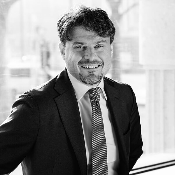 Who We Are at Squircle Capital | Innovation in Investment